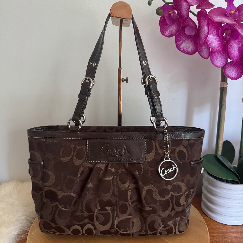 Coach F13762 Optic Signature Gallery Brown Pleated Ca… - Gem